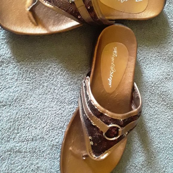 Angel Steps | Shoes | Womens Thong Sandle | Poshmark
